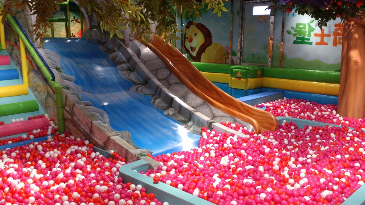 Children just be happy in the playground equipment